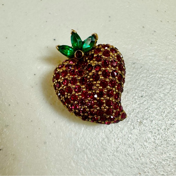 Vintage | Jewelry | Vintage Strawberry Pin Jomaz 6s 70s Fruit Pin ...